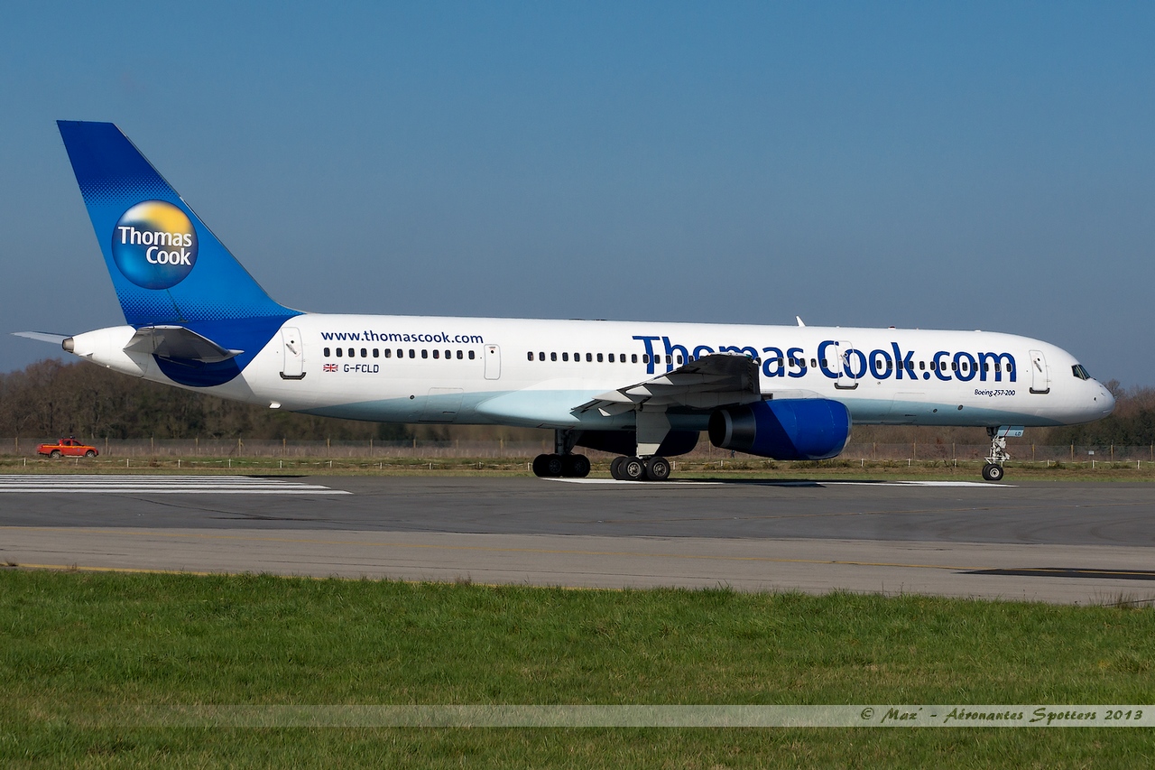 [17/02/2013] Boeing B752 Thomas Cook UK + B738 Smartwings + MD83 Swiftair