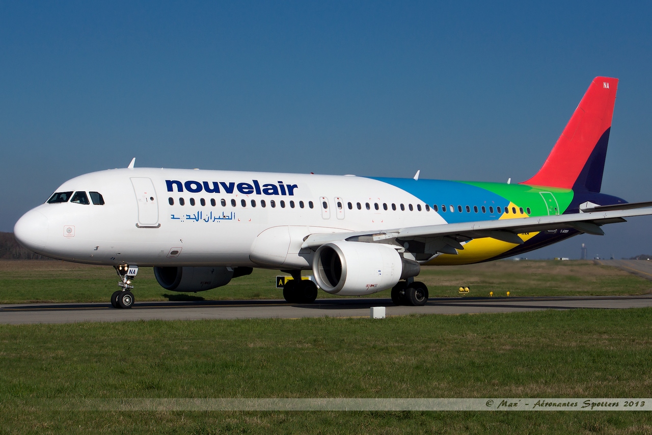 [17/02/2013] Boeing B752 Thomas Cook UK + B738 Smartwings + MD83 Swiftair