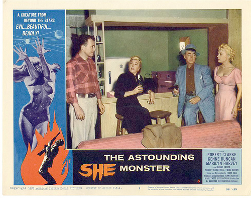 Les échos d’Altaïr » DRIVE-IN : THE ASTOUNDING SHE-MONSTER (1957)