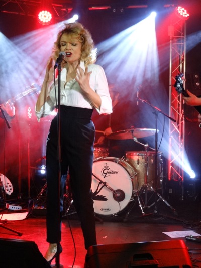 Site de fan de la chanteuse Marie France - MARIE FRANCE et LES FANTOMES ...