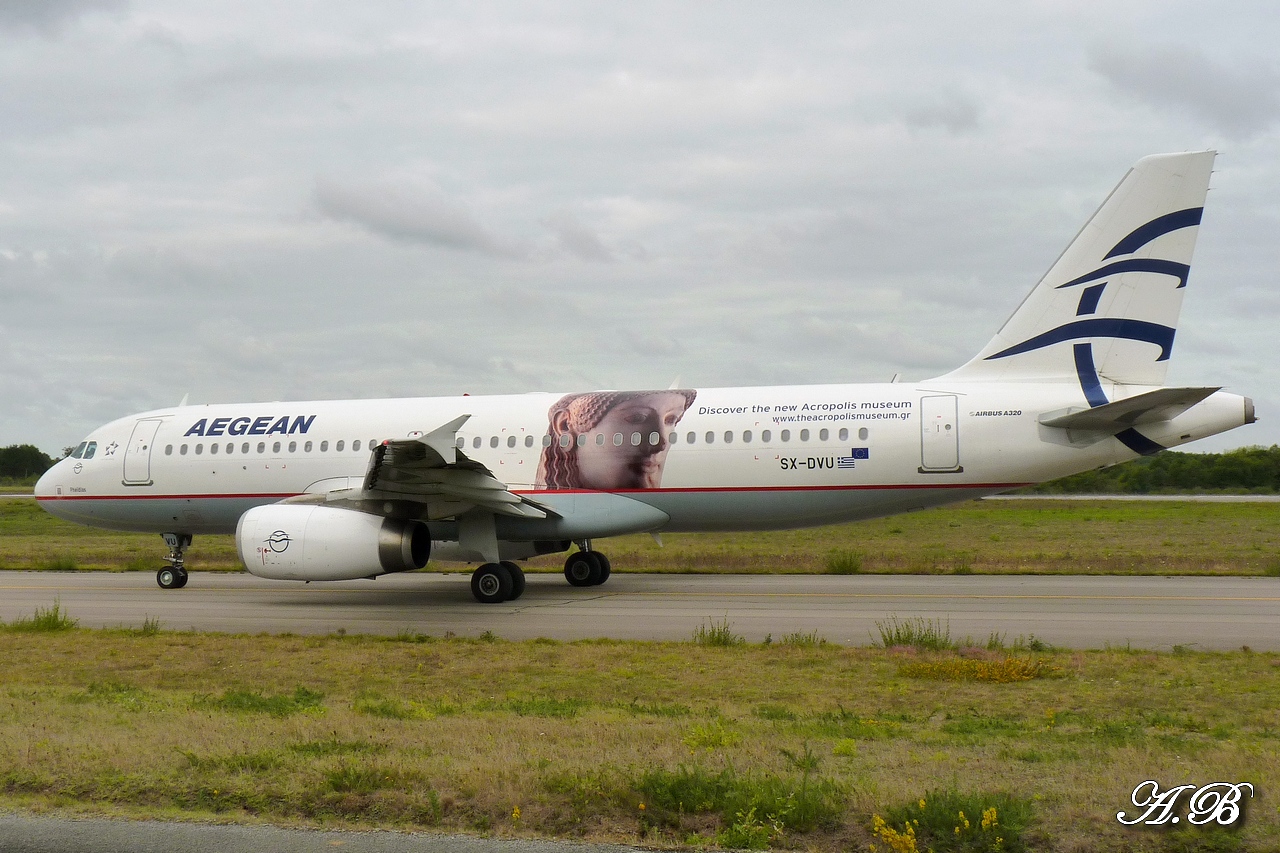 [25/09/2010] Airbus A320 (SX-DVU) Aegean Airlines "Acropolis Museum"