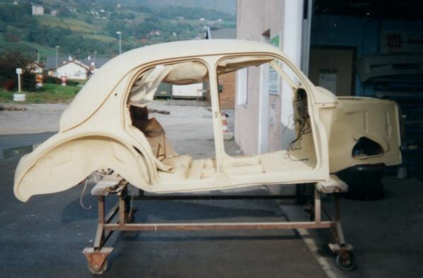 _ Restauration d'une 4cv Renault _ - Restaurations - Forum Auto