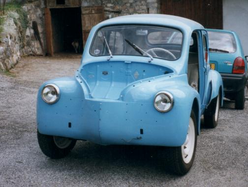 _ Restauration d'une 4cv Renault _ - Restaurations - Forum Auto