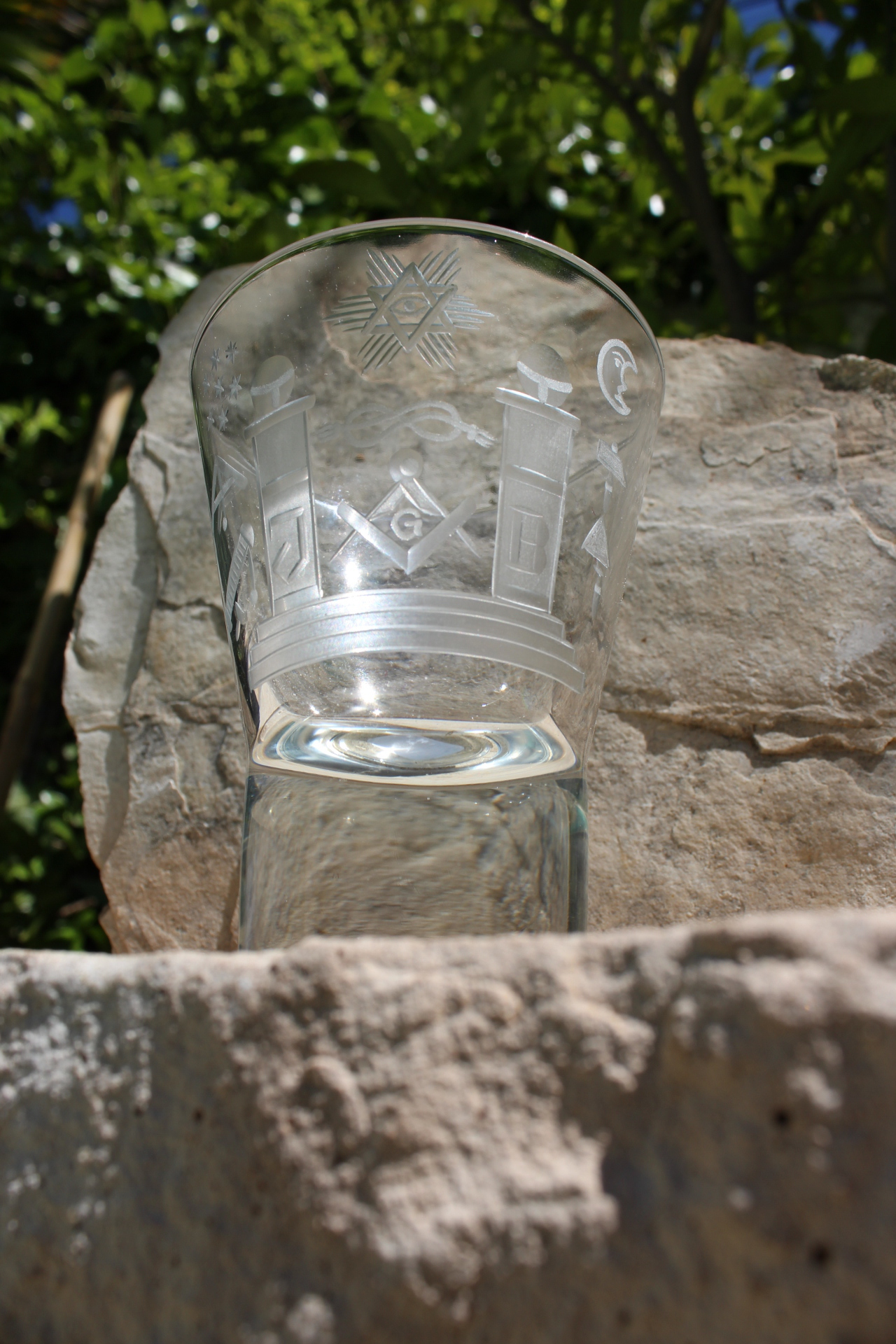 Photo IMG_6171 de l'album A VOIR FRANC-MAçONNERIE VERRE A CANON CRISTAL ...