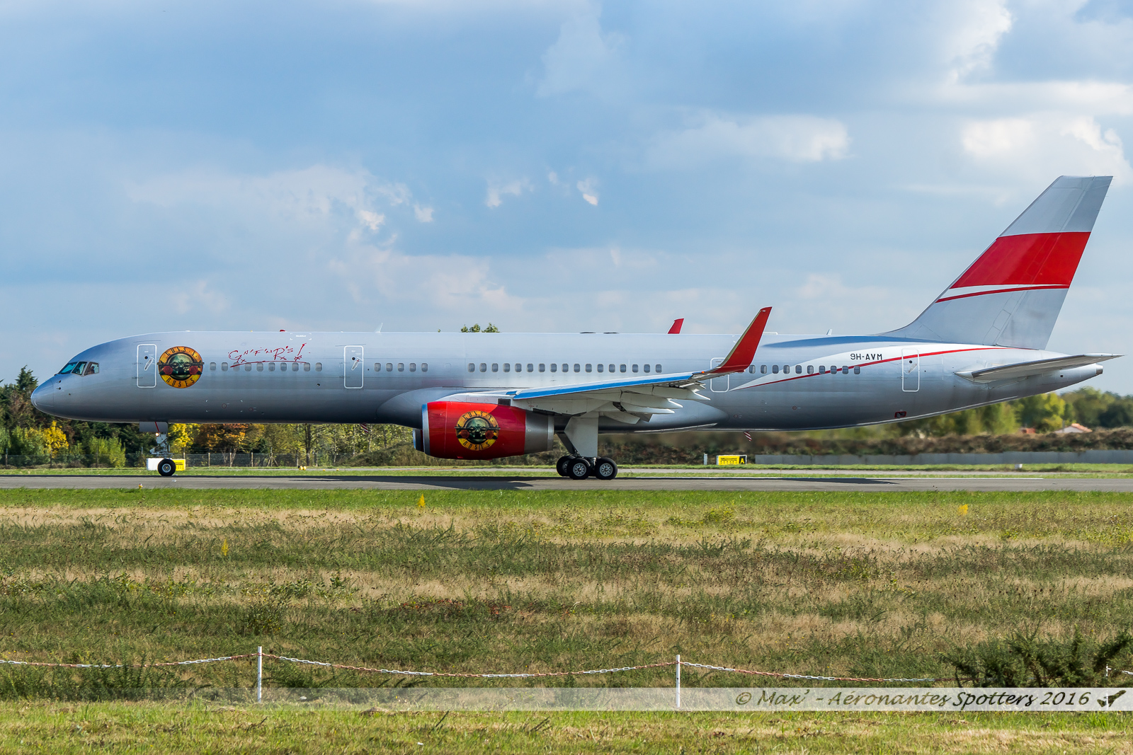 [21/10/2016] B757-200 (9H-AVM) Jet magic